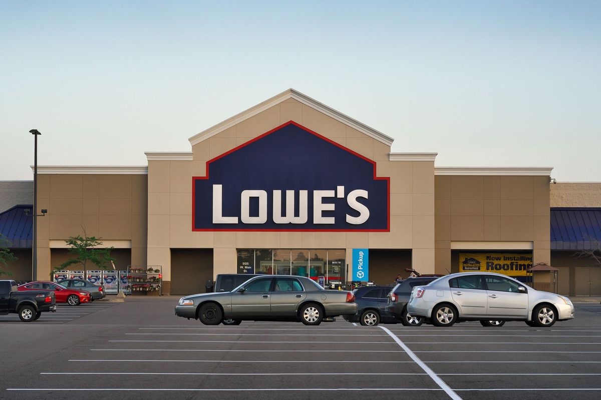 $14.2 Billion in Retail Construction Spending 2026 | Buildermuse