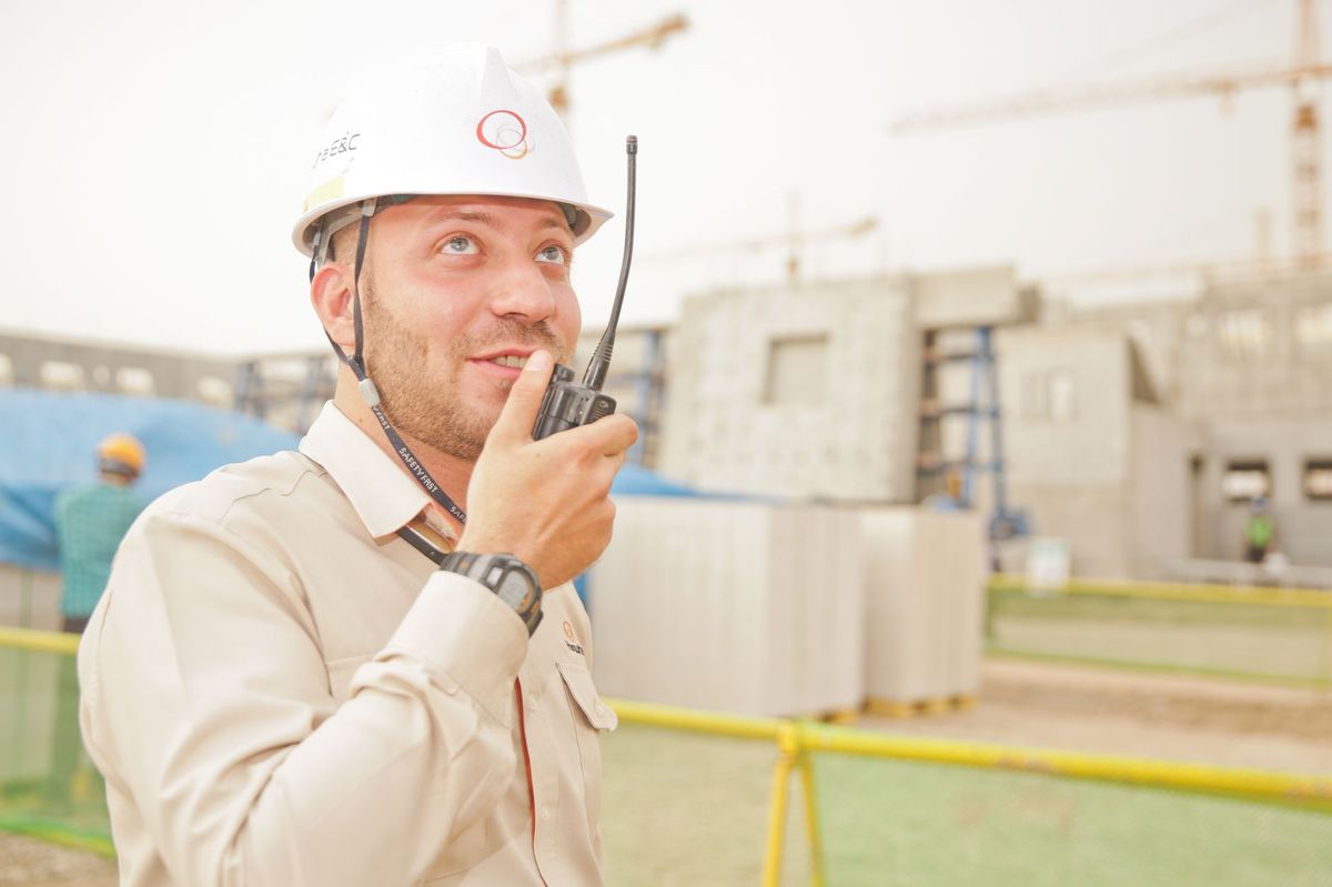 Construction Manager Salary Hits $108K in 2026: By Location | Buildermuse