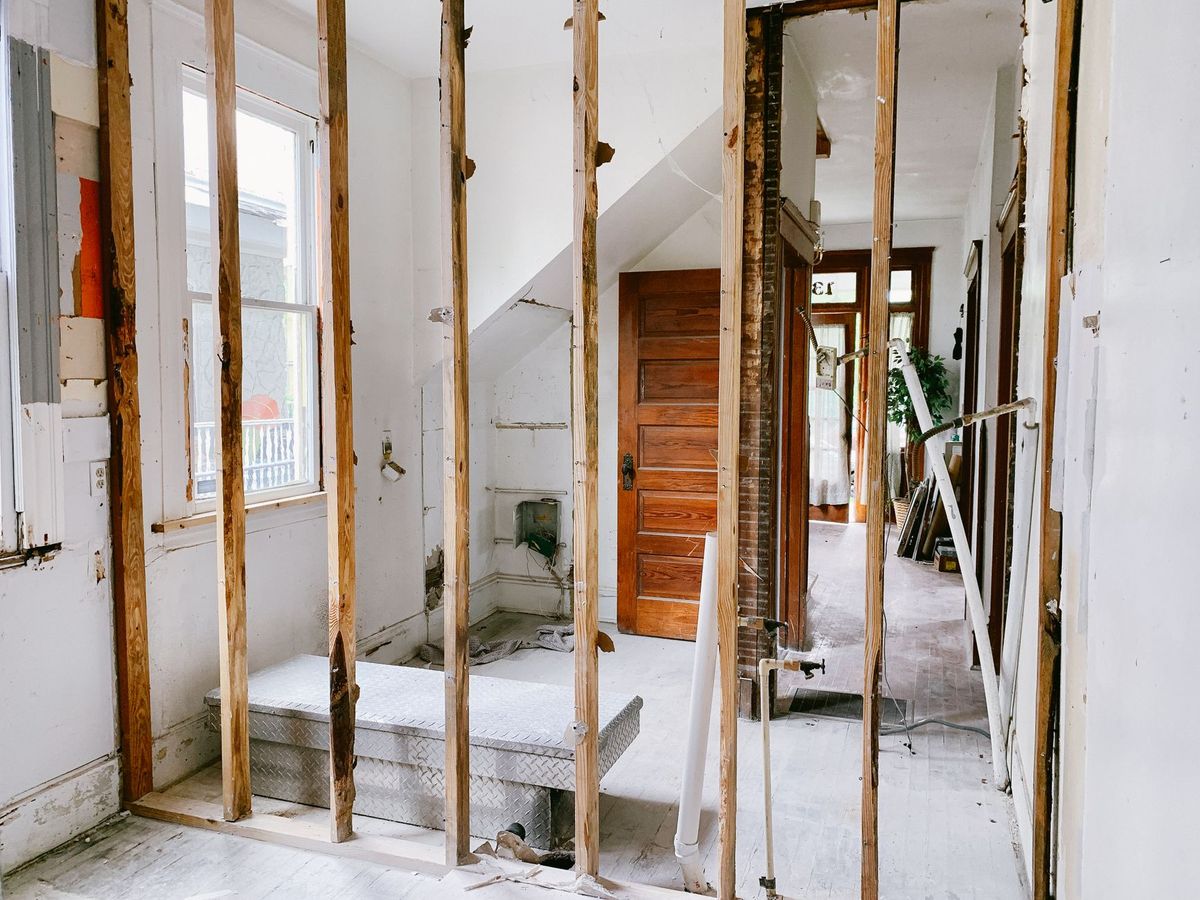 Home Renovation Spending 2026: $427B — Kitchen & Bath Lead | Buildermuse
